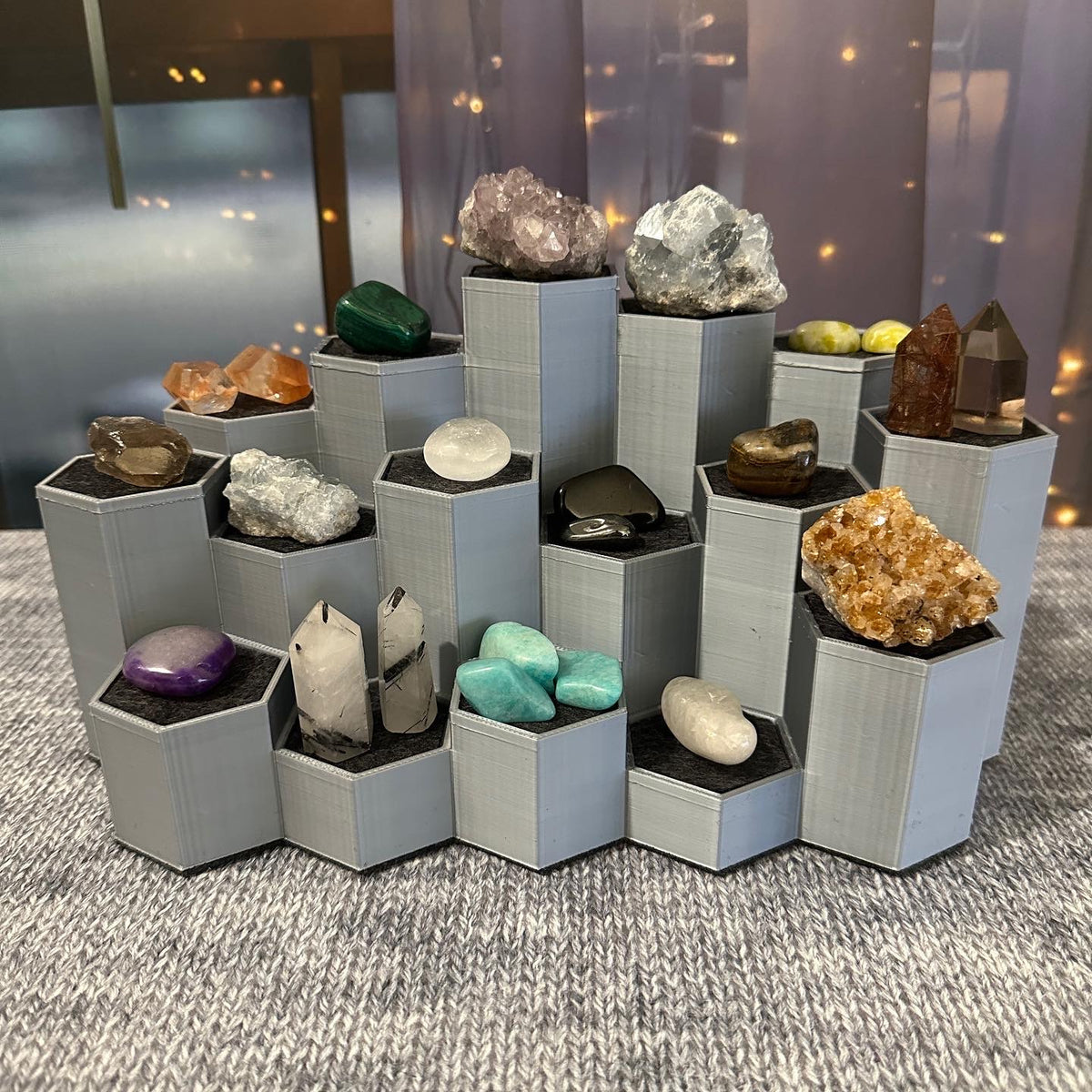 Crystal Stands – OddMixMarket